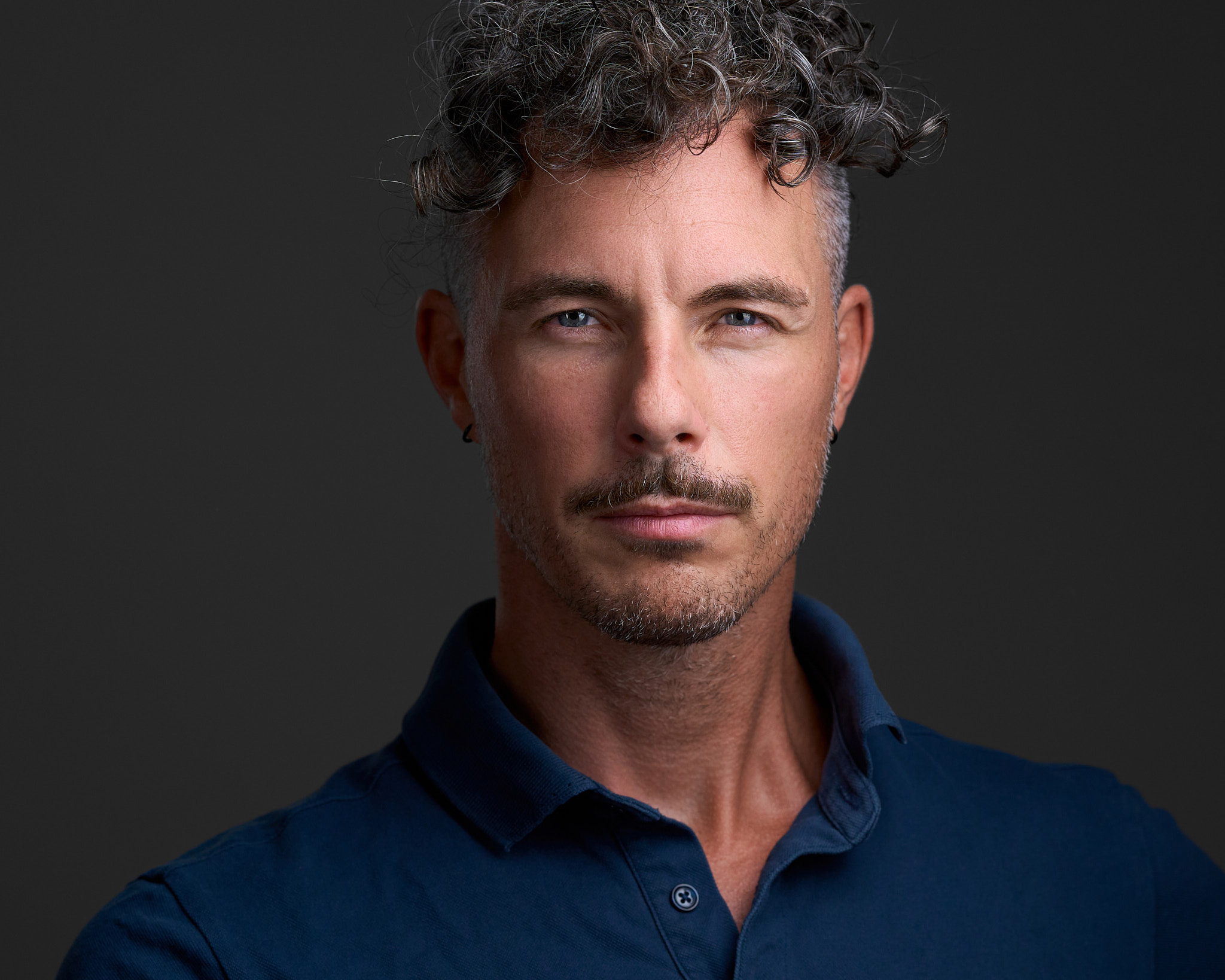 Tim Hüning | Fotograf, Gesangslehrer & Schauspieler